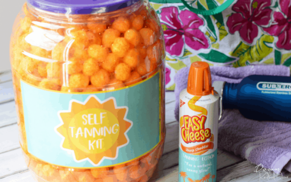 Self Tanning Kit | Funny DIY Gag Gift Idea with Free Printables!