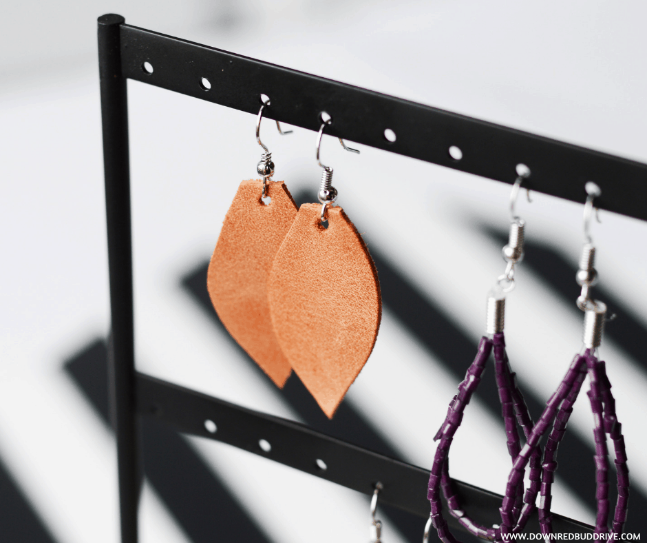 Leather Earrings DIY | Easy DIY Leather Earrings Tutorial