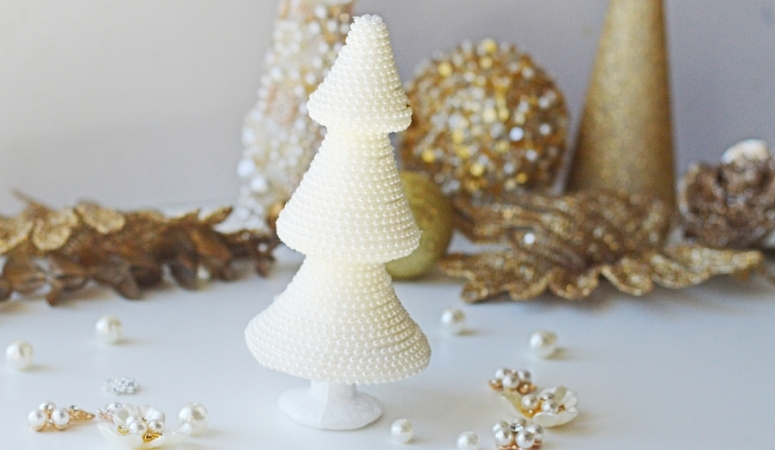 Pearl Christmas Tree DIY | Easy Christmas home decor!