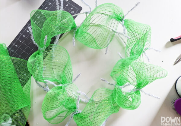DIY Easter Mesh Wreath | Simple Mesh Wreath Tutorial!