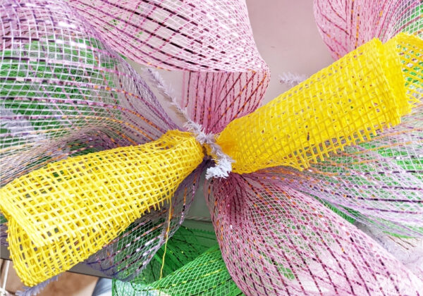 DIY Easter Mesh Wreath | Simple Mesh Wreath Tutorial!