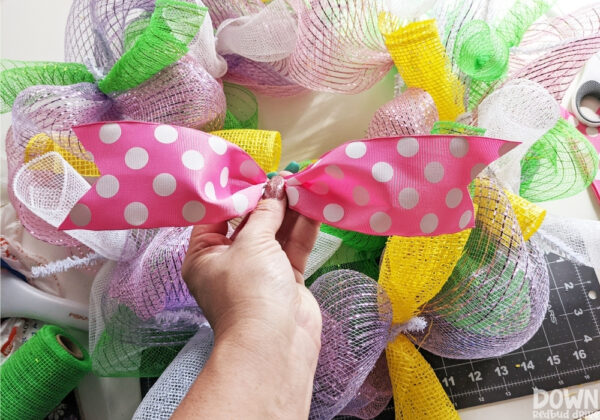 DIY Easter Mesh Wreath | Simple Mesh Wreath Tutorial!