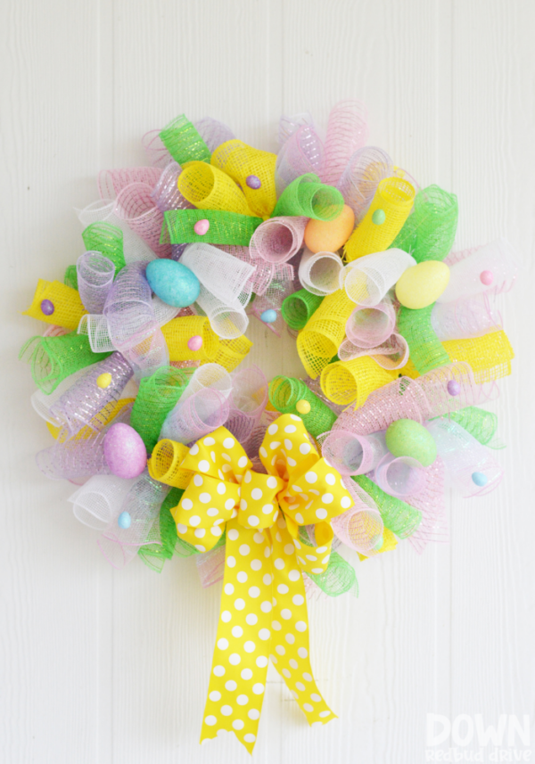 DIY Easter Deco Mesh Wreath - Down Redbud Drive